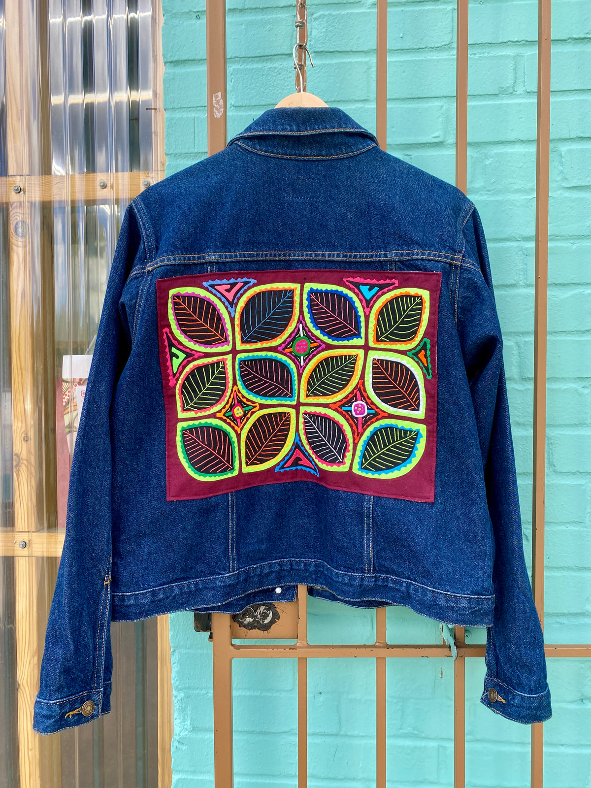 Decorative Art with Meaning (Molas)